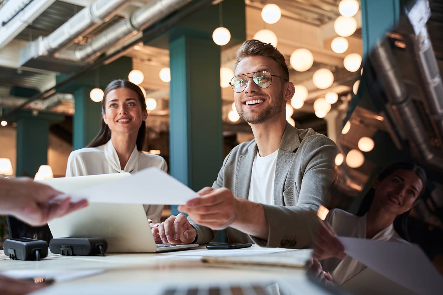 Karriere | TECHKNIGHT